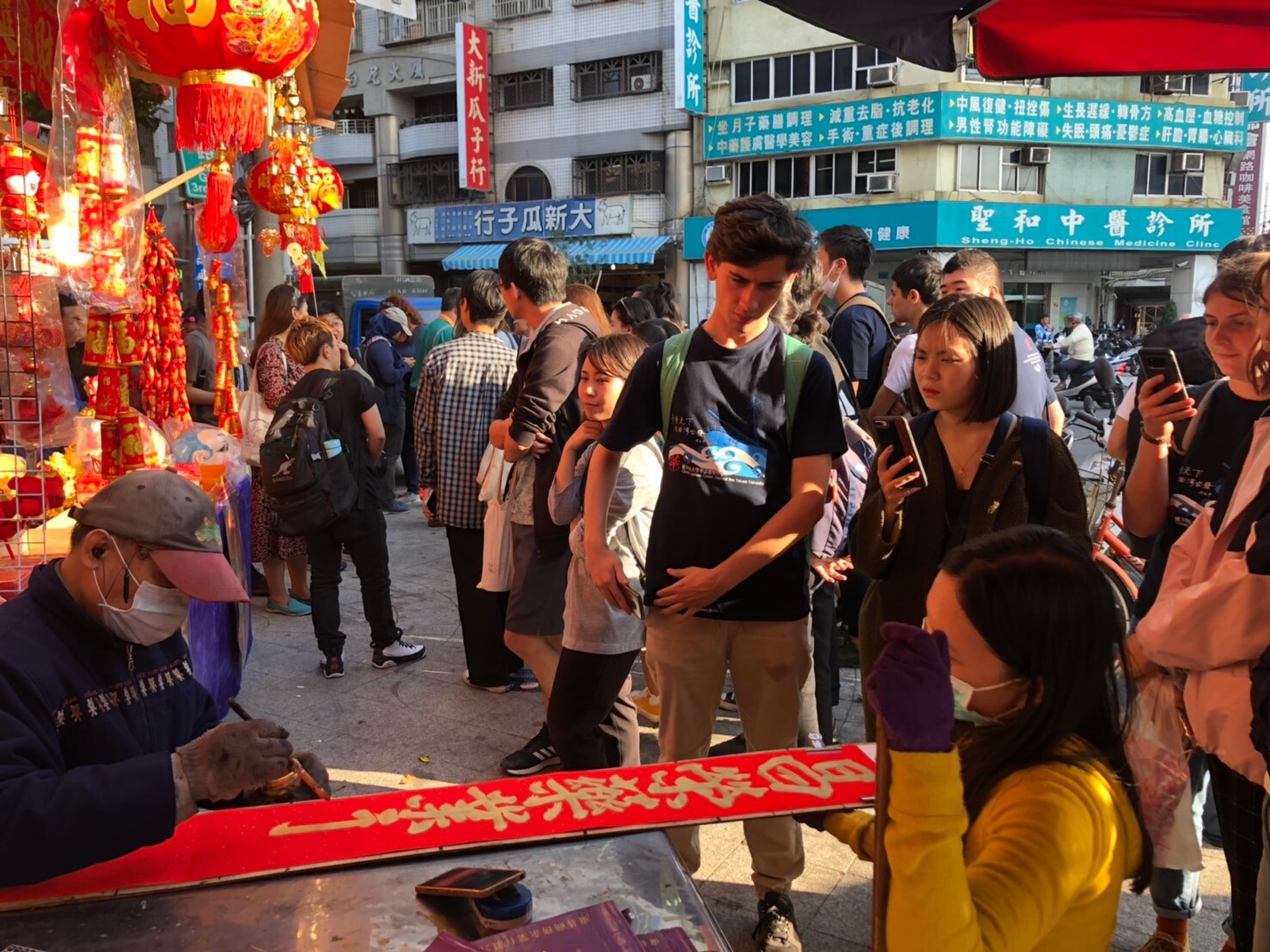 Chinese Language Center introduces international students to Spring ...